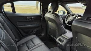 Grey Volvo S60 2019 in Tallinn, with an engine capacity of 1.97 L and mileage of 96 thousand km for 25000 €, photo 9 on AUTOMOTO.COM.LV