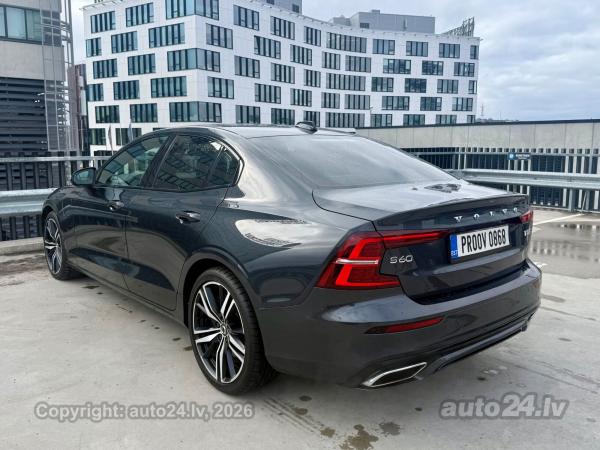 Grey Volvo S60 2019 in Tallinn, with an engine capacity of 2.00 L and mileage of 61 thousand km for 27890 €, photo 8 on AUTOMOTO.COM.LV