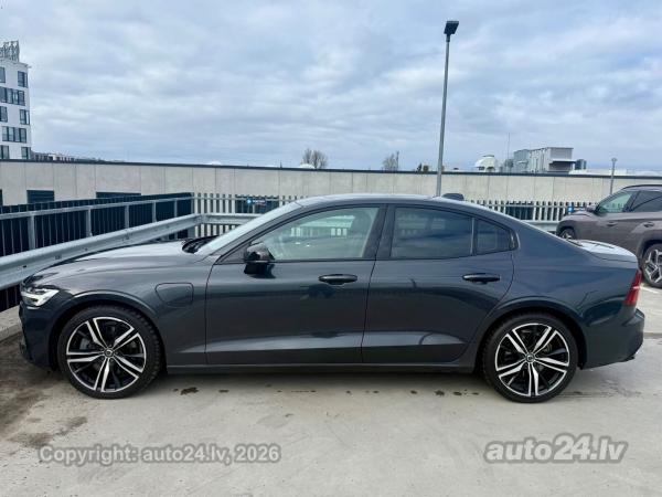 Grey Volvo S60 2019 in Tallinn, with an engine capacity of 2.00 L and mileage of 61 thousand km for 27890 €, photo 9 on AUTOMOTO.COM.LV