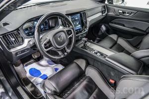 Grey Volvo S60 2019 in Riga, with an engine capacity of 2.00 L and mileage of 250 thousand km for 17790 €, photo 6 on AUTOMOTO.COM.LV