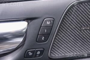 Grey Volvo S60 2019 in Riga, with an engine capacity of 2.00 L and mileage of 250 thousand km for 17790 €, photo 17 on AUTOMOTO.COM.LV