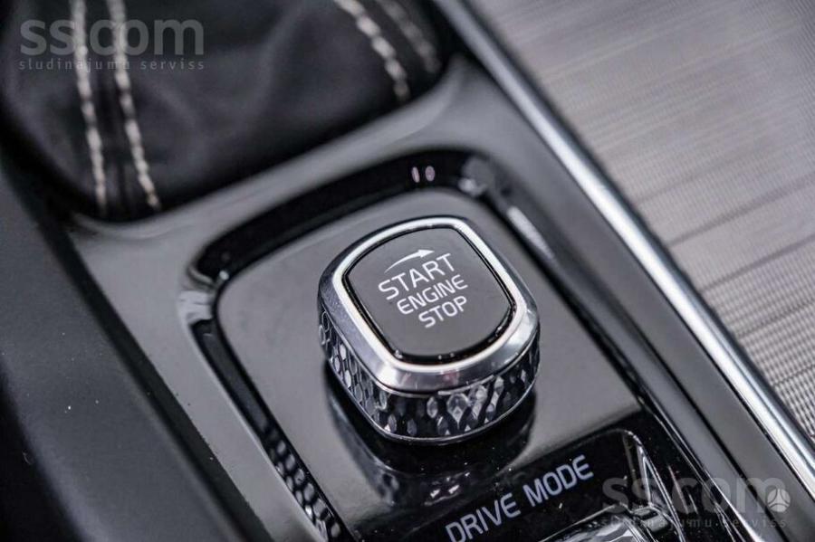 Grey Volvo S60 2019 in Riga, with an engine capacity of 2.00 L and mileage of 250 thousand km for 17790 €, photo 23 on AUTOMOTO.COM.LV