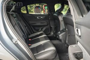 Pelēks Volvo S60 2019 Tukums, ar dzinēja tilpumu 2.00 L un nobraukumu 255 tūkst. km par 15790 €, foto 10 vietnē AUTOMOTO.COM.LV