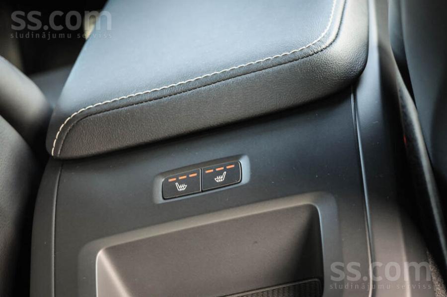 Pelēks Volvo S60 2019 Tukums, ar dzinēja tilpumu 2.00 L un nobraukumu 255 tūkst. km par 15790 €, foto 24 vietnē AUTOMOTO.COM.LV