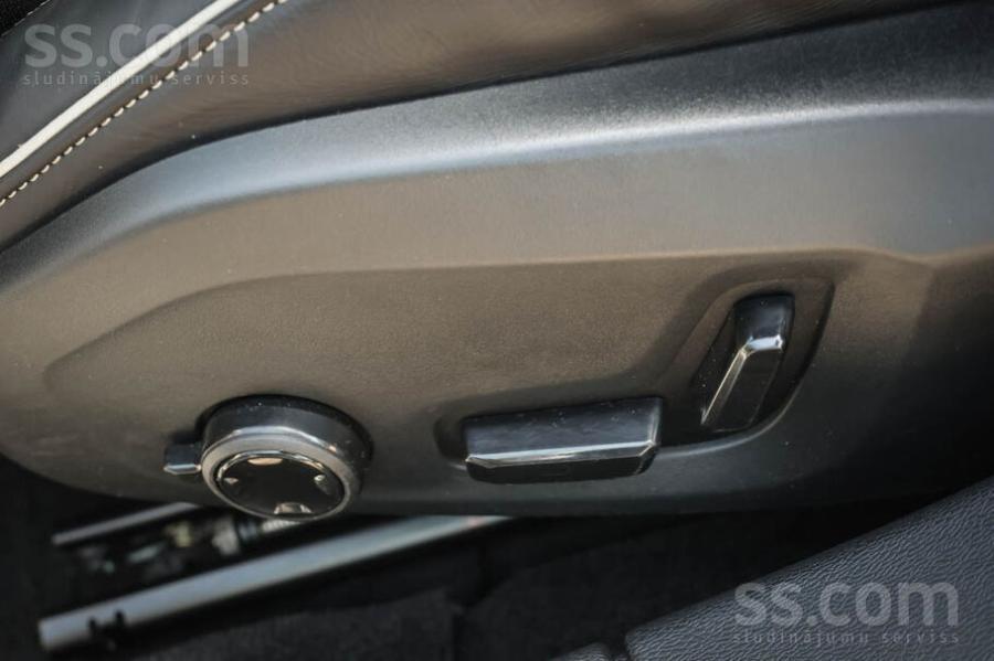 Pelēks Volvo S60 2019 Tukums, ar dzinēja tilpumu 2.00 L un nobraukumu 255 tūkst. km par 15790 €, foto 25 vietnē AUTOMOTO.COM.LV