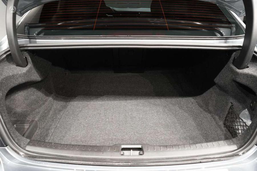 Grey Volvo S60 2019 in Vilnius, with an engine capacity of 1.97 L and mileage of 109 thousand km for 22900 €, photo 14 on AUTOMOTO.COM.LV