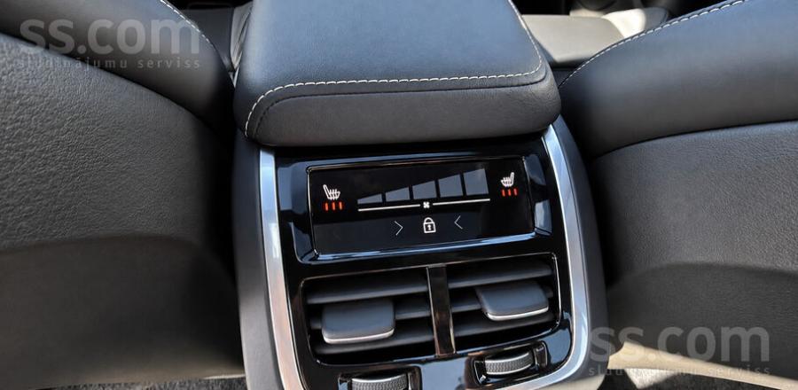 Pelēks Volvo S60 2019 Jelgava, ar dzinēja tilpumu 2.00 L un nobraukumu 196 tūkst. km par 22900 €, foto 14 vietnē AUTOMOTO.COM.LV