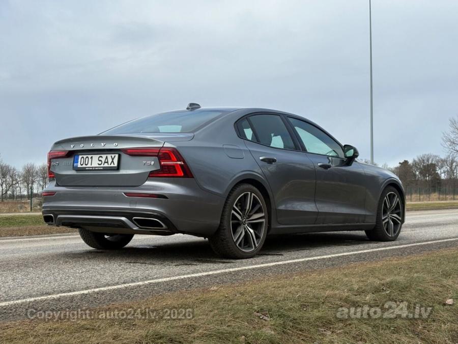 Grey Volvo S60 2020 in Tallinn, with an engine capacity of 2.00 L and mileage of 117 thousand km for 26500 €, photo 3 on AUTOMOTO.COM.LV