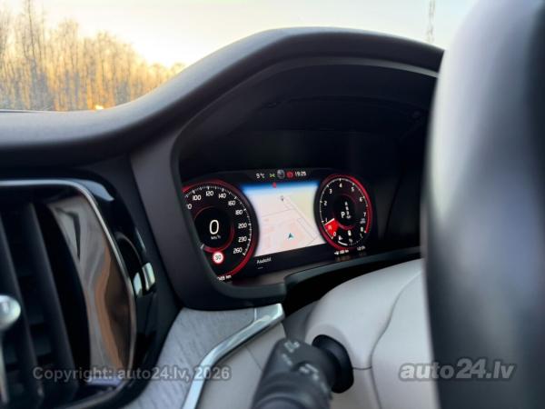 Grey Volvo S60 2020 in Parnu, with an engine capacity of 1.97 L and mileage of 69 thousand km for 24900 €, photo 11 on AUTOMOTO.COM.LV