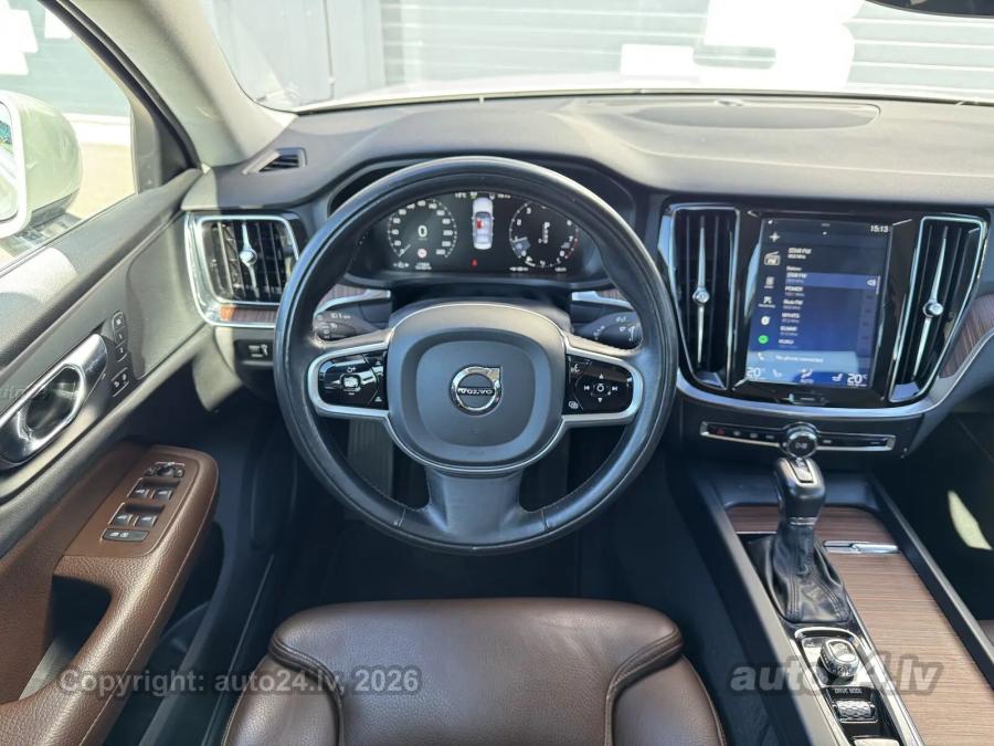 Pelēks Volvo S60 2020 Tallina, ar dzinēja tilpumu 2.00 L un nobraukumu 178 tūkst. km par 18995 €, foto 15 vietnē AUTOMOTO.COM.LV