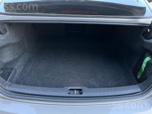 Grey Volvo S60 2020 in Riga, with an engine capacity of 2.00 L and mileage of 229 thousand km for 17490 €, photo 17 on AUTOMOTO.COM.LV
