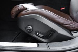 Pelēks Volvo S60 2020 Mārupe, ar dzinēja tilpumu 2.00 L un nobraukumu 95 tūkst. km par 24800 €, foto 10 vietnē AUTOMOTO.COM.LV