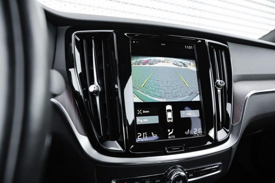 Pelēks Volvo S60 2020 Mārupe, ar dzinēja tilpumu 2.00 L un nobraukumu 95 tūkst. km par 24800 €, foto 17 vietnē AUTOMOTO.COM.LV