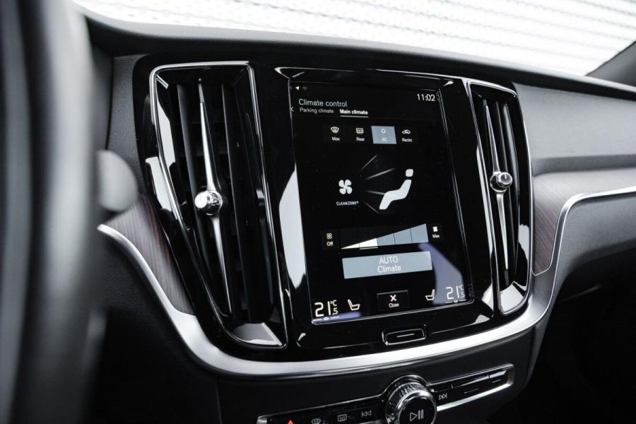 Pelēks Volvo S60 2020 Mārupe, ar dzinēja tilpumu 2.00 L un nobraukumu 95 tūkst. km par 24800 €, foto 18 vietnē AUTOMOTO.COM.LV