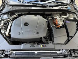 Grey Volvo S60 2020 in Riga, with an engine capacity of 2.00 L and mileage of 126 thousand km for 26000 €, photo 23 on AUTOMOTO.COM.LV