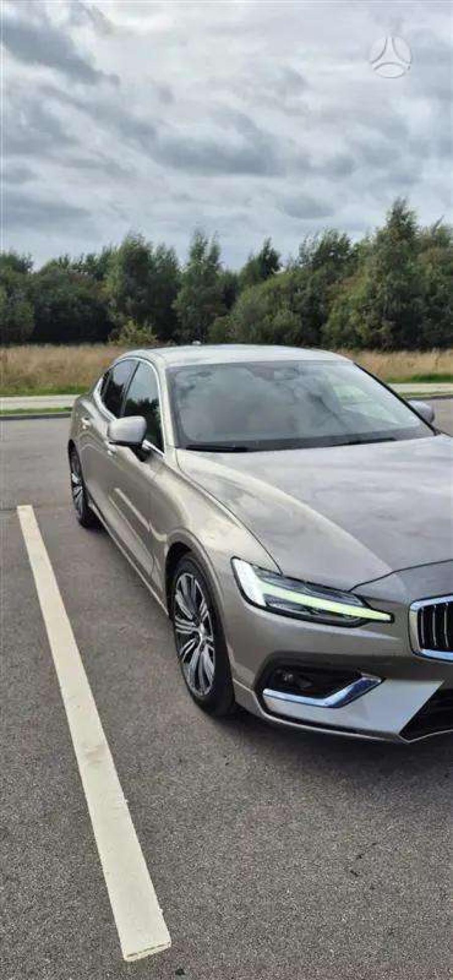 Grey Volvo S60 2020 in Gargzdai, with an engine capacity of 1.97 L and mileage of 75 thousand km for 25490 €, photo 9 on AUTOMOTO.COM.LV