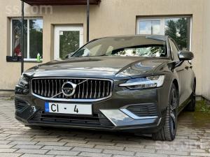 Pelēks Volvo S60 2020 Rīga, ar dzinēja tilpumu 2.00 L un nobraukumu 0 tūkst. km par 26000 €, foto  vietnē AUTOMOTO.COM.LV