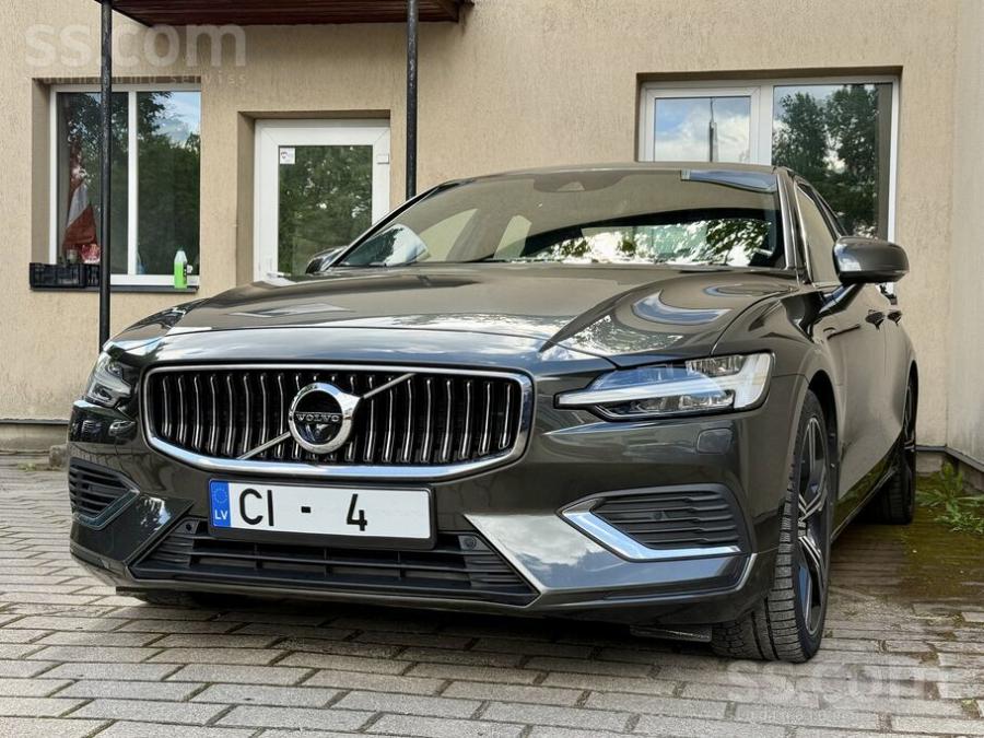 Pelēks Volvo S60 2020 Rīga, ar dzinēja tilpumu 2.00 L un nobraukumu 0 tūkst. km par 26000 €, foto 1 vietnē AUTOMOTO.COM.LV