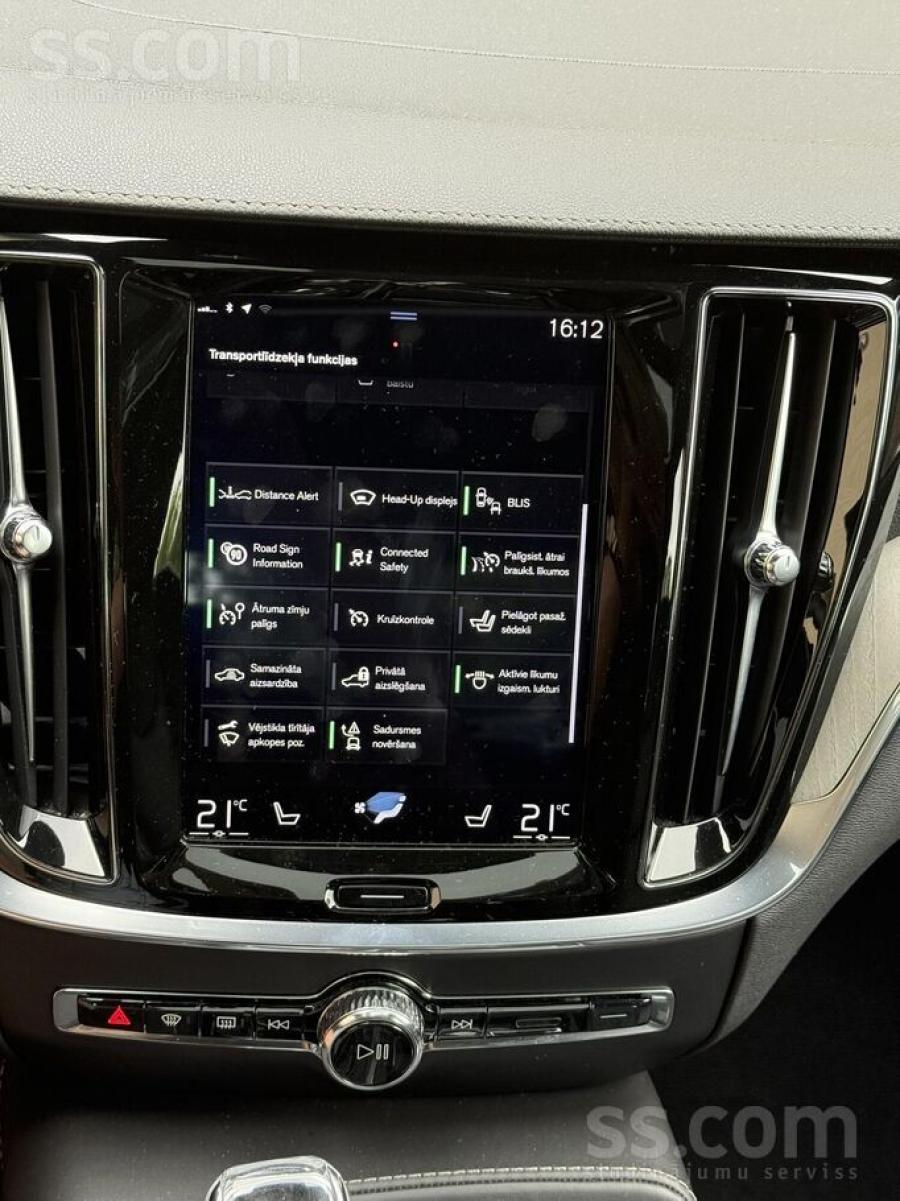Pelēks Volvo S60 2020 Rīga, ar dzinēja tilpumu 2.00 L un nobraukumu 0 tūkst. km par 26000 €, foto 20 vietnē AUTOMOTO.COM.LV