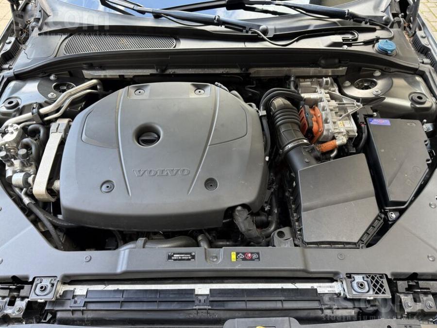 Pelēks Volvo S60 2020 Rīga, ar dzinēja tilpumu 2.00 L un nobraukumu 0 tūkst. km par 26000 €, foto 23 vietnē AUTOMOTO.COM.LV
