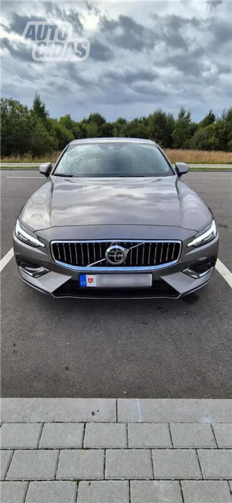 Pelēks Volvo S60 2020 Klaipėda, ar dzinēja tilpumu 2.00 L un nobraukumu 76 tūkst. km par 22800 €, foto 1 vietnē AUTOMOTO.COM.LV