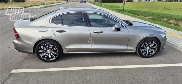 Grey Volvo S60 2020 in Klaipeda, with an engine capacity of 2.00 L and mileage of 76 thousand km for 22500 €, photo 4 on AUTOMOTO.COM.LV