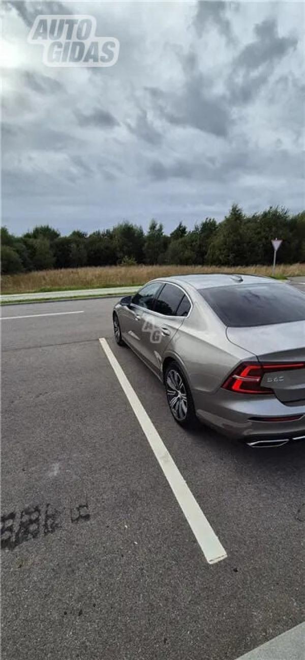 Grey Volvo S60 2020 in Klaipeda, with an engine capacity of 2.00 L and mileage of 76 thousand km for 22500 €, photo 10 on AUTOMOTO.COM.LV