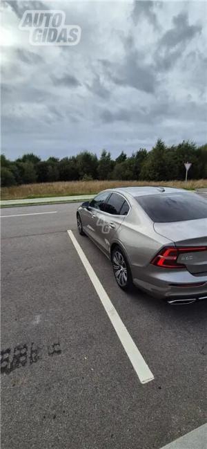 Pelēks Volvo S60 2020 Klaipėda, ar dzinēja tilpumu 2.00 L un nobraukumu 76 tūkst. km par 22800 €, foto 10 vietnē AUTOMOTO.COM.LV