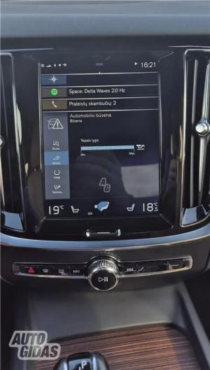 Pelēks Volvo S60 2020 Klaipėda, ar dzinēja tilpumu 2.00 L un nobraukumu 76 tūkst. km par 22800 €, foto 22 vietnē AUTOMOTO.COM.LV