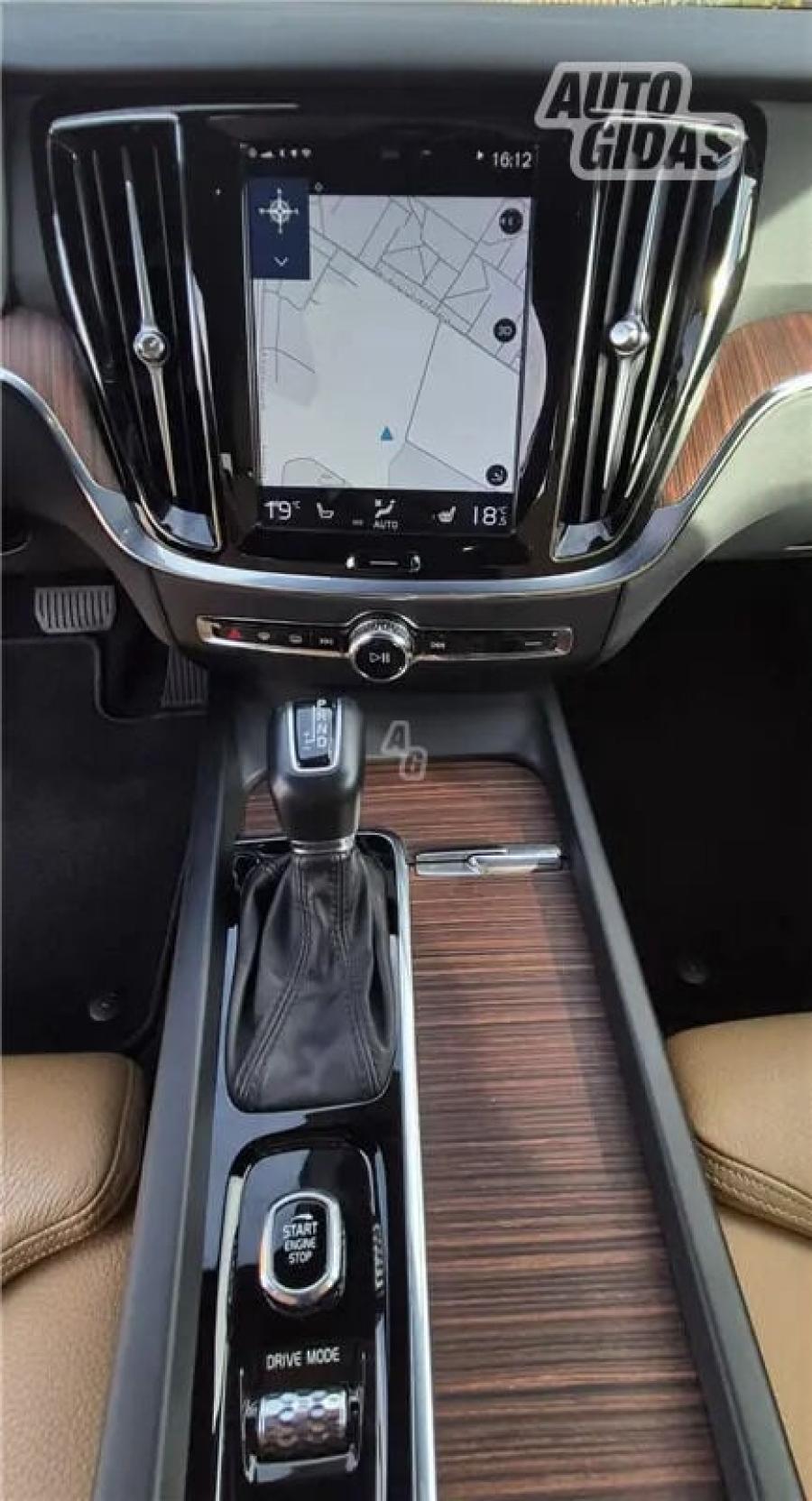 Pelēks Volvo S60 2020 Klaipėda, ar dzinēja tilpumu 2.00 L un nobraukumu 76 tūkst. km par 22800 €, foto 23 vietnē AUTOMOTO.COM.LV