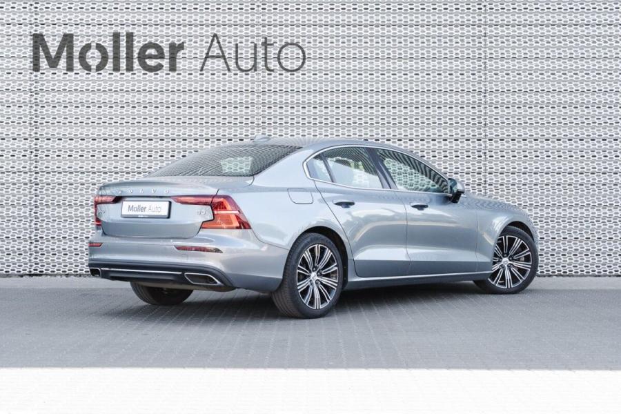 Pelēks Volvo S60 2021 Mārupe, ar dzinēja tilpumu 2.00 L un nobraukumu 100 tūkst. km par 23150 €, foto 5 vietnē AUTOMOTO.COM.LV