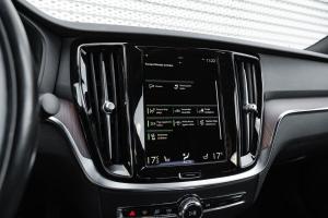 Pelēks Volvo S60 2021 Mārupe, ar dzinēja tilpumu 2.00 L un nobraukumu 100 tūkst. km par 23150 €, foto 17 vietnē AUTOMOTO.COM.LV