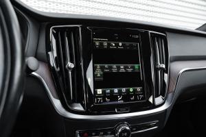 Pelēks Volvo S60 2021 Mārupe, ar dzinēja tilpumu 2.00 L un nobraukumu 100 tūkst. km par 23150 €, foto 18 vietnē AUTOMOTO.COM.LV