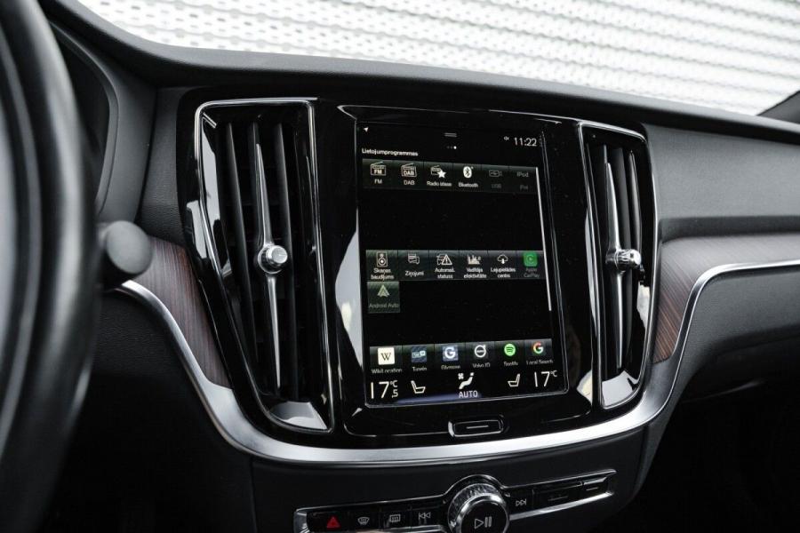 Pelēks Volvo S60 2021 Mārupe, ar dzinēja tilpumu 2.00 L un nobraukumu 100 tūkst. km par 23150 €, foto 18 vietnē AUTOMOTO.COM.LV