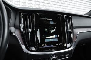 Pelēks Volvo S60 2021 Mārupe, ar dzinēja tilpumu 2.00 L un nobraukumu 100 tūkst. km par 23150 €, foto 19 vietnē AUTOMOTO.COM.LV