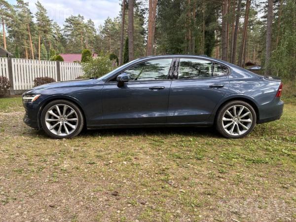 Pelēks Volvo S60 2021 Rīga, ar dzinēja tilpumu 2.00 L un nobraukumu 91 tūkst. km par 21500 €, foto 8 vietnē AUTOMOTO.COM.LV