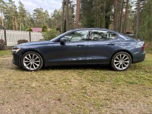 Grey Volvo S60 2021 in Riga, with an engine capacity of 2.00 L and mileage of 91 thousand km for 21500 €, photo 9 on AUTOMOTO.COM.LV