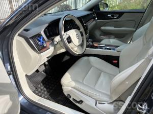 Grey Volvo S60 2021 in Riga, with an engine capacity of 2.00 L and mileage of 91 thousand km for 21500 €, photo 14 on AUTOMOTO.COM.LV