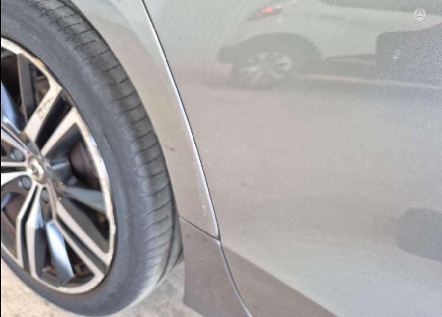 Grey Volvo S60 2021 in Klaipeda, with an engine capacity of 1.97 L and mileage of 66 thousand km for 14100 €, photo 23 on AUTOMOTO.COM.LV