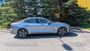 Pelēks Volvo S60 2021 Tallina, ar dzinēja tilpumu 2.00 L un nobraukumu 86 tūkst. km par 26700 €, foto 3 vietnē AUTOMOTO.COM.LV