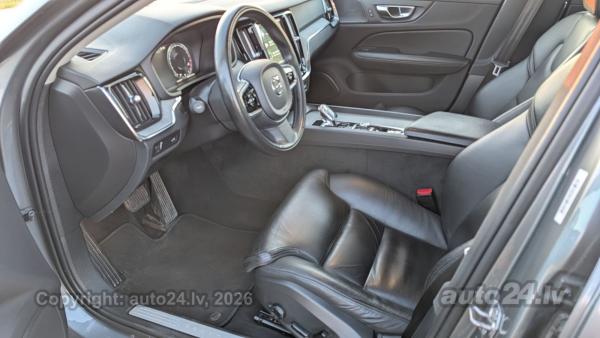 Grey Volvo S60 2021 in Tallinn, with an engine capacity of 2.00 L and mileage of 86 thousand km for 26700 €, photo 9 on AUTOMOTO.COM.LV