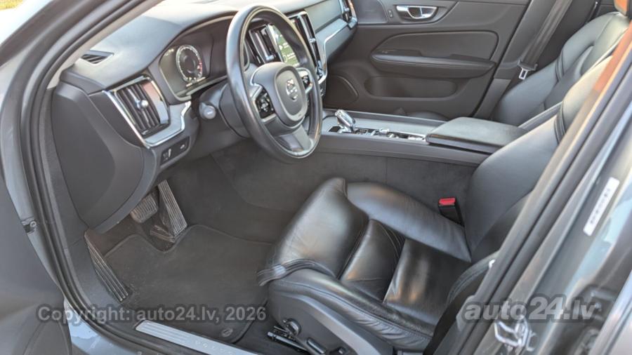 Pelēks Volvo S60 2021 Tallina, ar dzinēja tilpumu 2.00 L un nobraukumu 86 tūkst. km par 26700 €, foto 10 vietnē AUTOMOTO.COM.LV