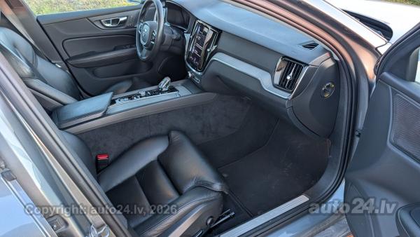 Grey Volvo S60 2021 in Tallinn, with an engine capacity of 2.00 L and mileage of 86 thousand km for 26700 €, photo 10 on AUTOMOTO.COM.LV
