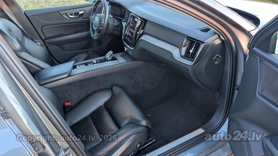 Pelēks Volvo S60 2021 Tallina, ar dzinēja tilpumu 2.00 L un nobraukumu 86 tūkst. km par 26700 €, foto 11 vietnē AUTOMOTO.COM.LV