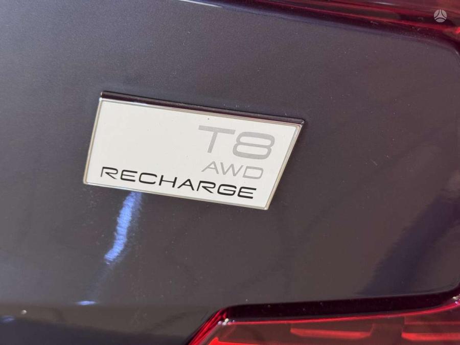 Grey Volvo S60 2021 in Vilnius, with an engine capacity of 2.00 L and mileage of 161 thousand km for 20950 €, photo 4 on AUTOMOTO.COM.LV