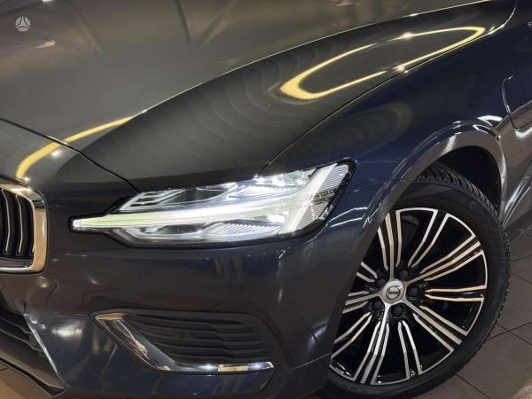 Volvo S60 2021 Viļņa vietnē Pelēks Volvo S60 2021 Viļņa, ar dzinēja tilpumu 2.00 L un nobraukumu 161 tūkst. km par 20950 €, foto 5 vietnē AUTOMOTO.COM.LV