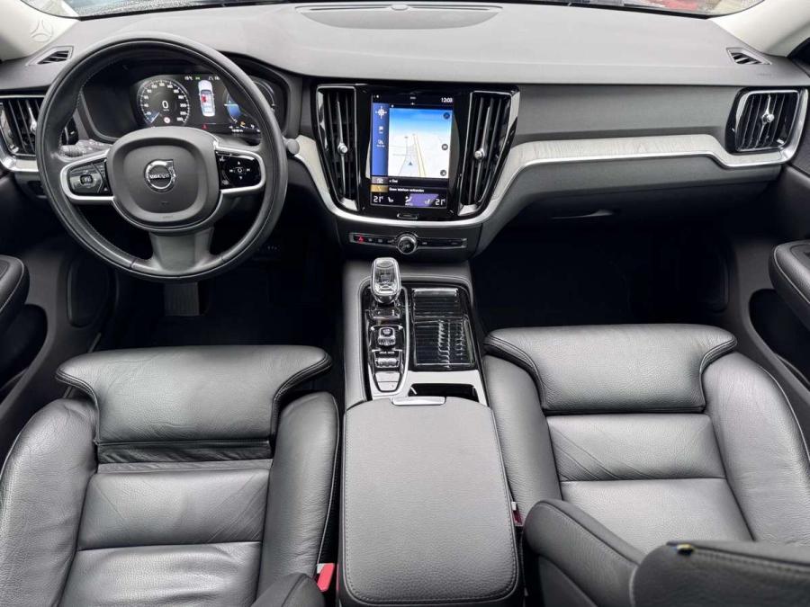 Grey Volvo S60 2021 in Vilnius, with an engine capacity of 2.00 L and mileage of 161 thousand km for 20950 €, photo 9 on AUTOMOTO.COM.LV