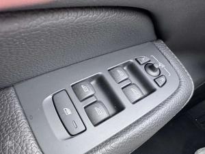 Grey Volvo S60 2021 in Vilnius, with an engine capacity of 2.00 L and mileage of 161 thousand km for 20950 €, photo 29 on AUTOMOTO.COM.LV