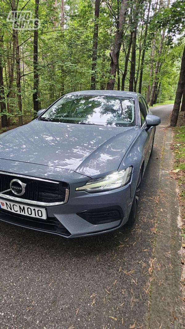 Grey Volvo S60 2022 in Vilnius, with an engine capacity of 2.00 L and mileage of 106 thousand km for 21600 €, photo 9 on AUTOMOTO.COM.LV