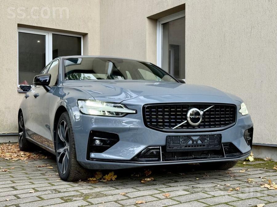 Pelēks Volvo S60 2022 Rīga, ar dzinēja tilpumu 2.00 L un nobraukumu 0 tūkst. km par 27500 €, foto 3 vietnē AUTOMOTO.COM.LV
